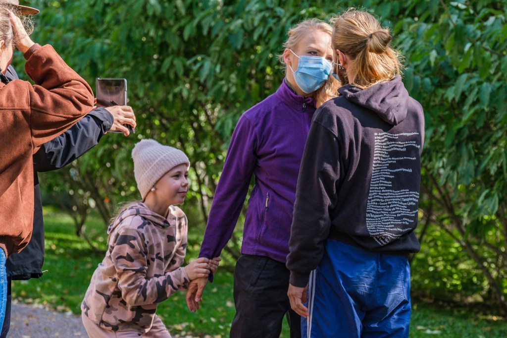 Elokuvatuotantoa ajatuksella ja yhteistyöllä / Making films without mess